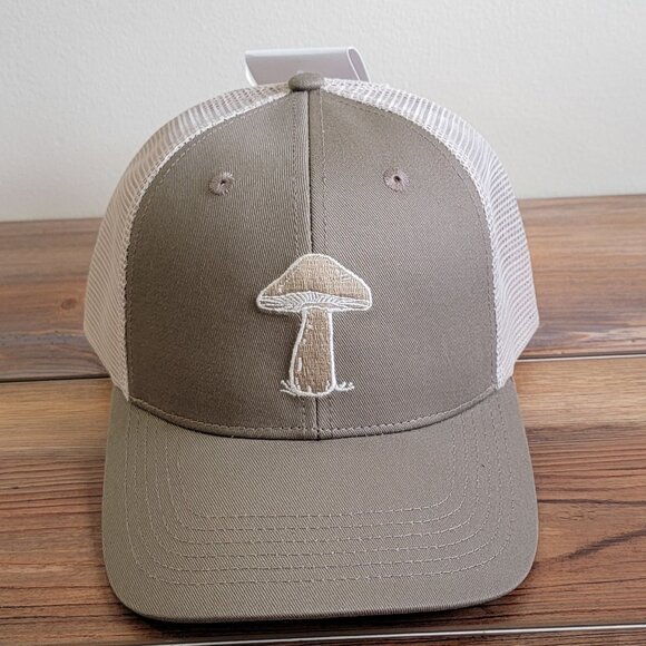 Life Is Good | Accessories | Life Is Good Trucker Mushroom Caphat ...